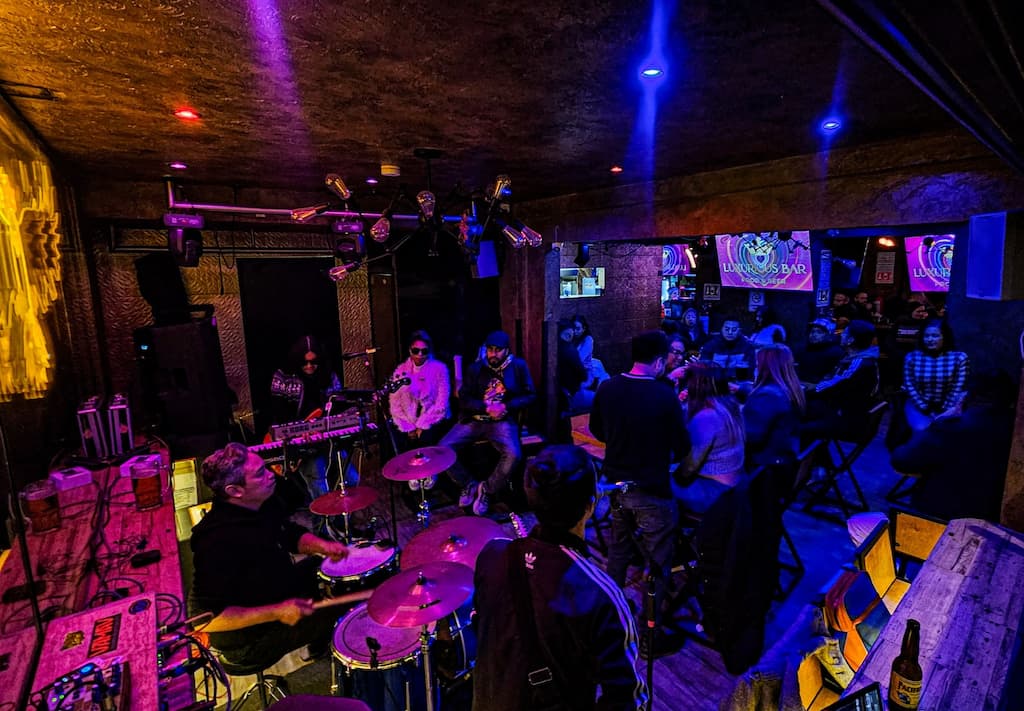 Bembé Bar – Luxurious Group